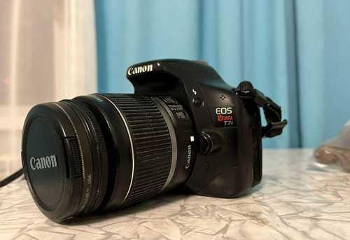 Зеркальный фотоаппарат canon 550d (t2i)
