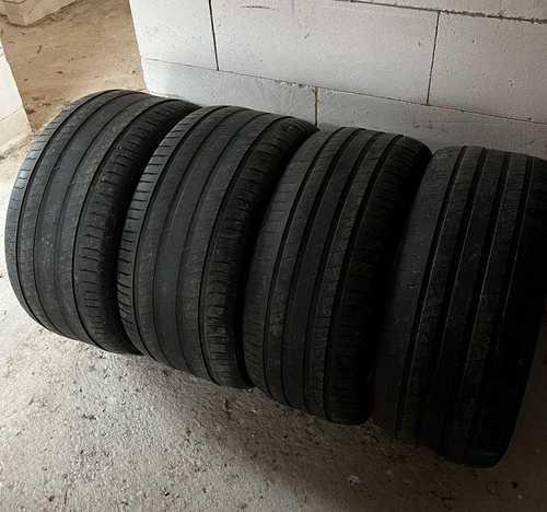 Michelin Latitude Sport 3 275/40 R20 и 315/35 R20