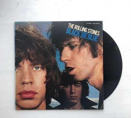 0285 The Rolling Stones – Black And Blue
