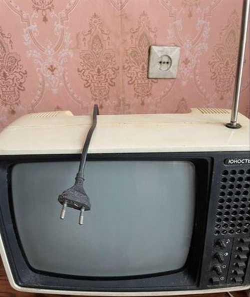 Телевизор юность 406