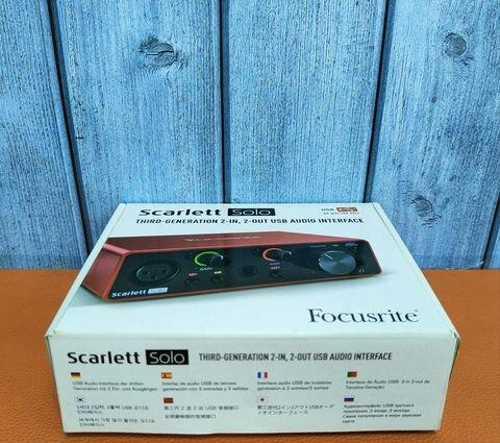 Внешняя звуковая карта Focusrite Scarlett Solo 3rd