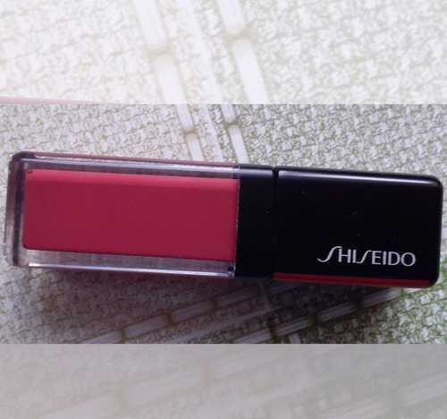 Помада,лак-блеск для губ shiseido-оригинал