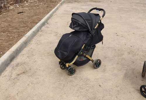 Детская прогулочная легкая коляска