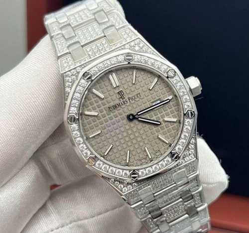 Женские часы Audemars Piguet