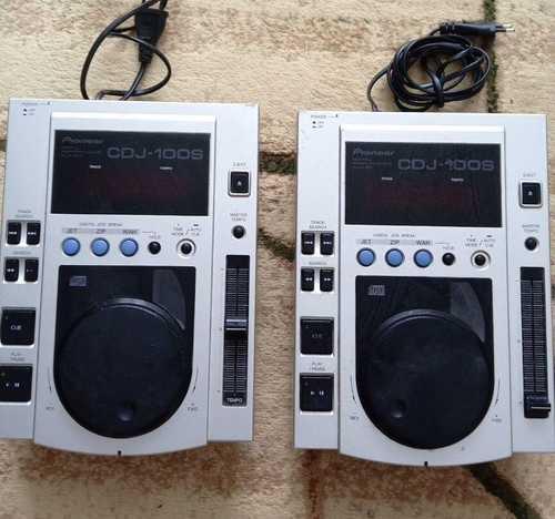 Pioneer CDJ-100S