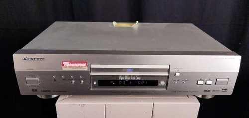 Pioneer DVD плеер 868