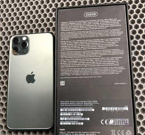 iPhone 11 Pro, 256 ГБ