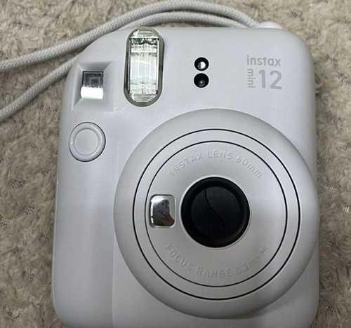 Фотоаппарат fujifilm instax mini 12 новый