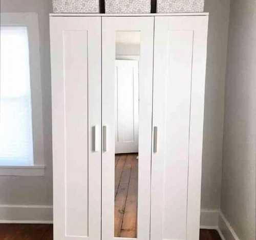 Распашной шкаф IKEA бримнэс