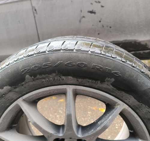 Pirelli Carrier 205/60 R16 и 205/60 R16