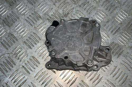 Насос вакуумный Volkswagen Passat B7 cfgb 2.0 2012
