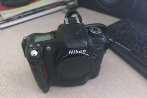 Зеркальный фотоаппарат Nikon f75 body