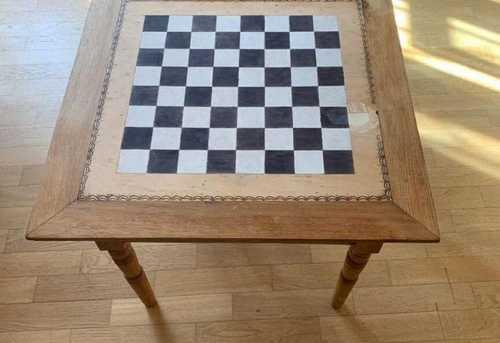 Шахматный столик из дуба