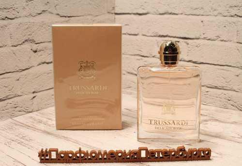 Trussardi туалетная вода Delicate Rose