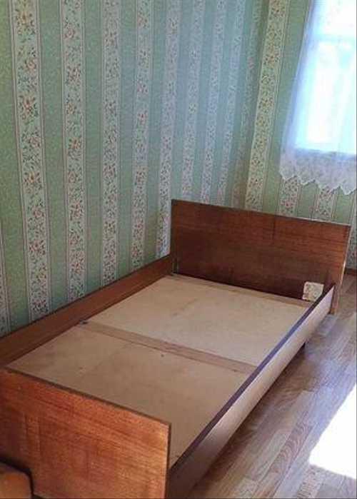 Кровать односпальная бу