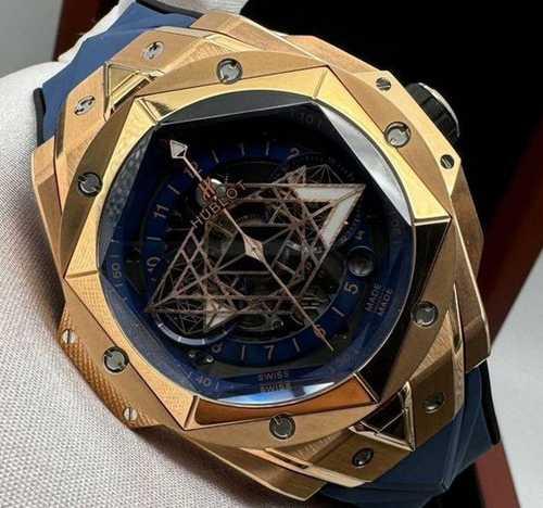 Часы Hublot Big Bang Sang Bleu Unico