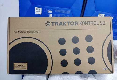 Диджейский контроллер Traktor kontrol S2