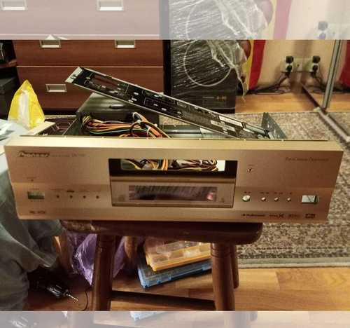 Pioneer DVD player DV-737