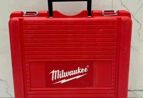 Новый Шуруповерт Milwaukee 36V, 2акб