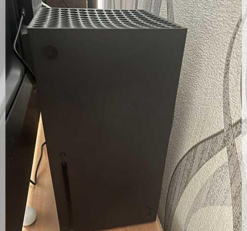 Microsoft Xbox Series X, 1024 ГБ, 2 геймпада