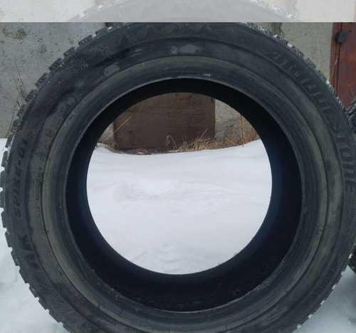 Bridgestone Blizzak Spike-01 205/55 R16