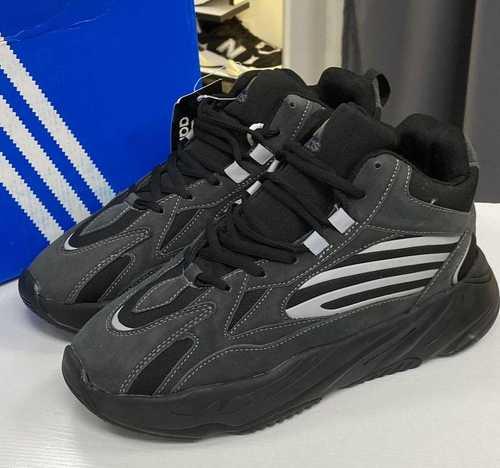 Кроссовки зимние мужские Adidas Yeezy 700