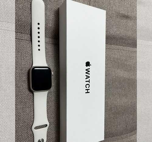 Часы apple watch se 40 mm 2024