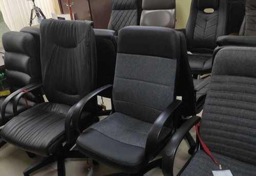 Офисное кресло кр58AV 112 PL (727) MK кожзам/ткань