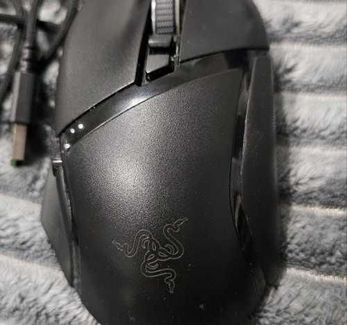 Игровая мышь Razer basilisk v2