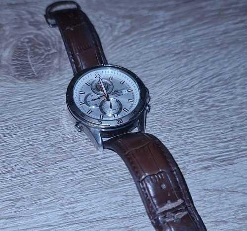 Мужские наручные часы casio edifice