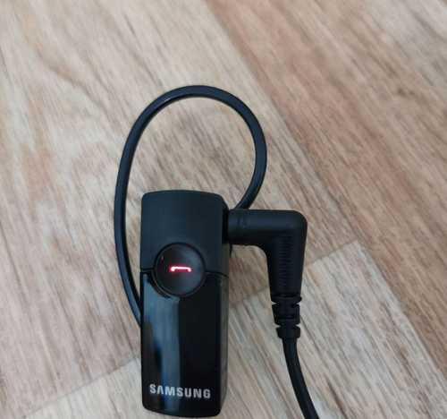 Bluetooth-гарнитура Samsung WEP-450