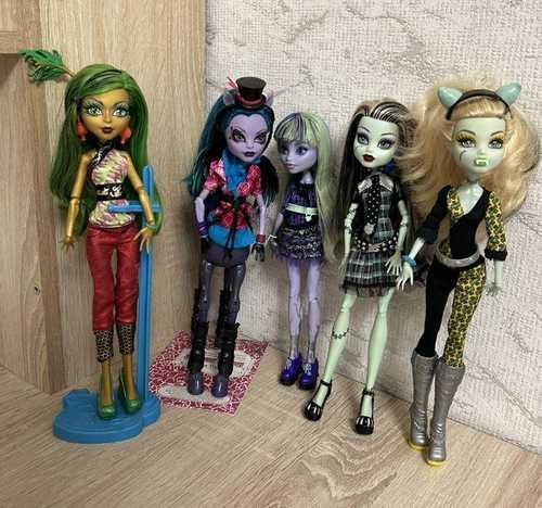 Кукла монстер хай monster high