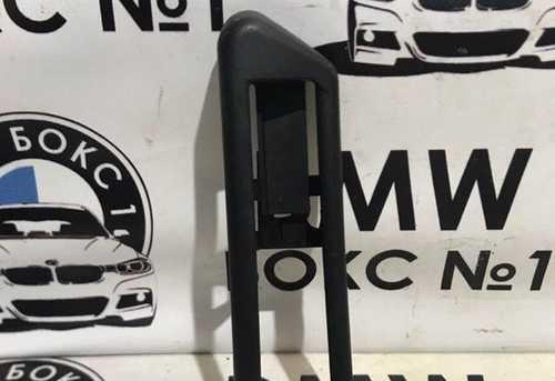 Накладка сиденья задняя правая Bmw 5 F10 N52B30