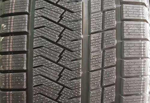 Triangle Trin PL02 235/45 R19 98V