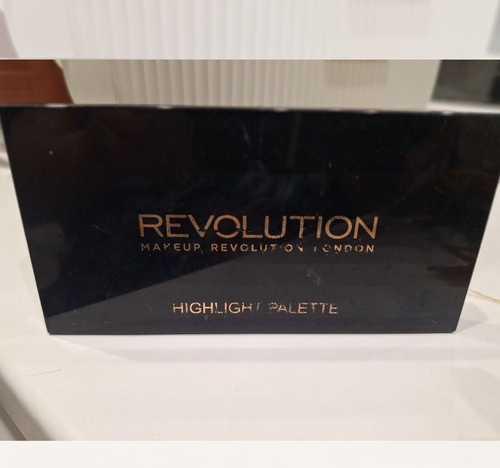 Luxvisage и L'Oreal тени,хайлайтер revolution make