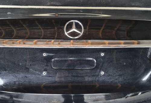 Крышка багажника Mercedes W213 рест