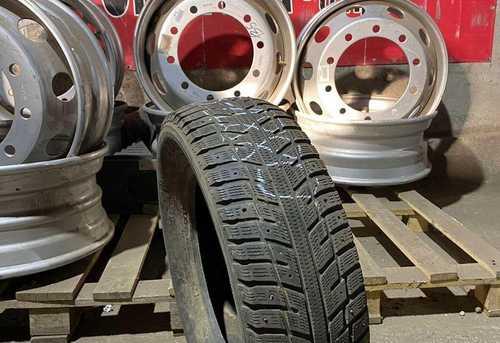 Kumho I'Zen KW22 205/65 R15