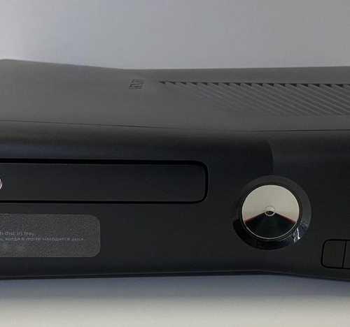 Xbox 360 Slim Не прошитый