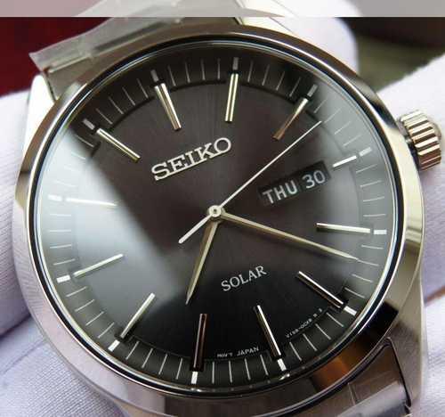 Часы Seiko Solar с Лучистым Циферблатом Japan