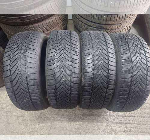 Goodyear UltraGrip Ice 2 205/55 R16 94T