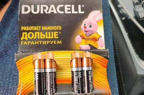 Батарейки duracell basic AAA 4 шт новые