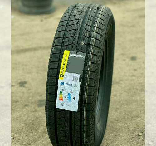 Roadmarch Snowrover 868 255/50 R19 127T