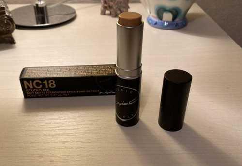 NC 18 MAC studio fix soft matte foundation stick