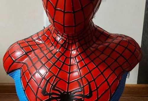 Статуэтка человека паука