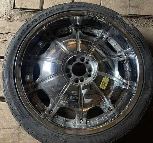 Колеса в сборе RockStarr с резиной Pirelli r22