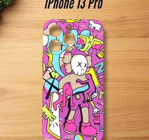 Чехол iPhone 13 Pro Luxo Kaws