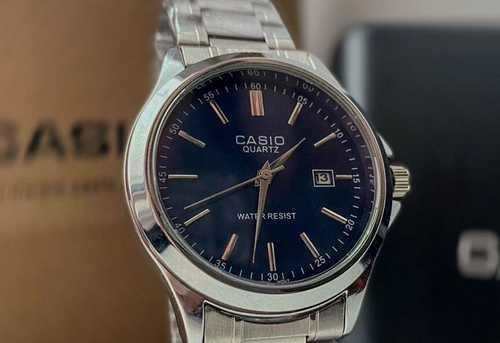 Часы Casio