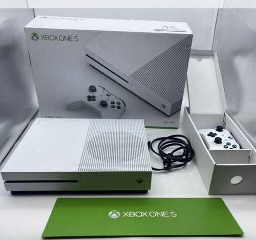 XBox One S 500Gb (Развлечения Взрослым и Детям)