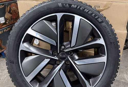Новые LiXiang L7, L9, Michelin 265/45 R21