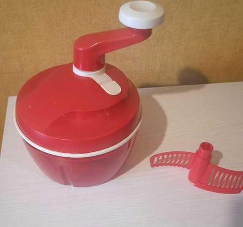 Измельчитель Tupperware